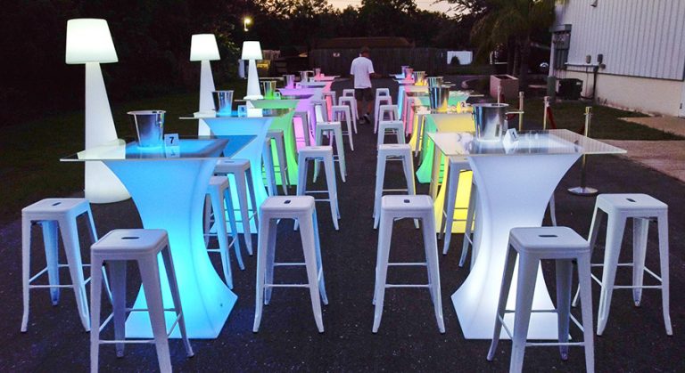 Light Up Tables for Rent – Glow Table Dinner